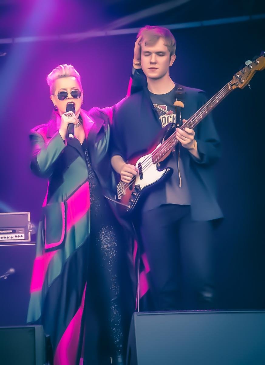 The Best & Spectacularly Authentic Pink Tribute, In The Entire World ...